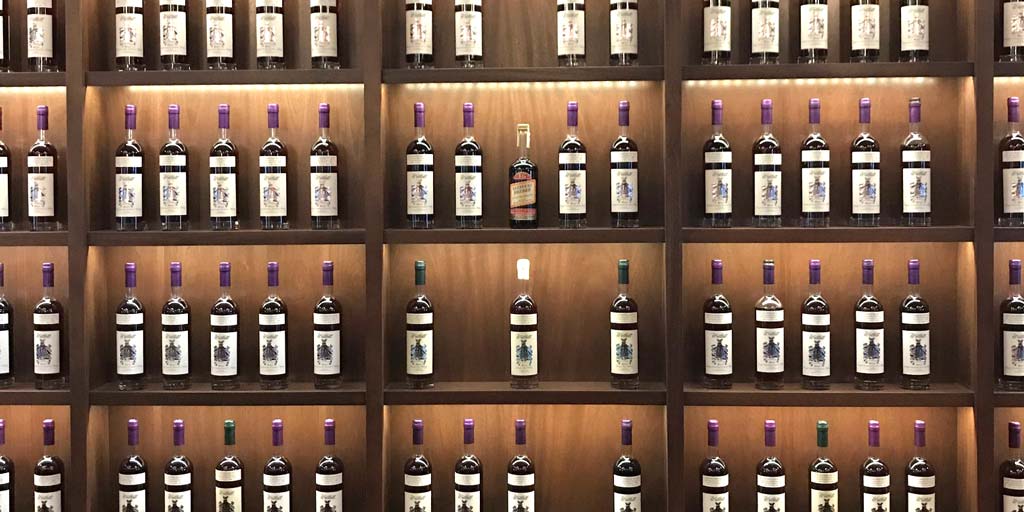 Take a Sneak Peek of the New Willett Distillery Bar
